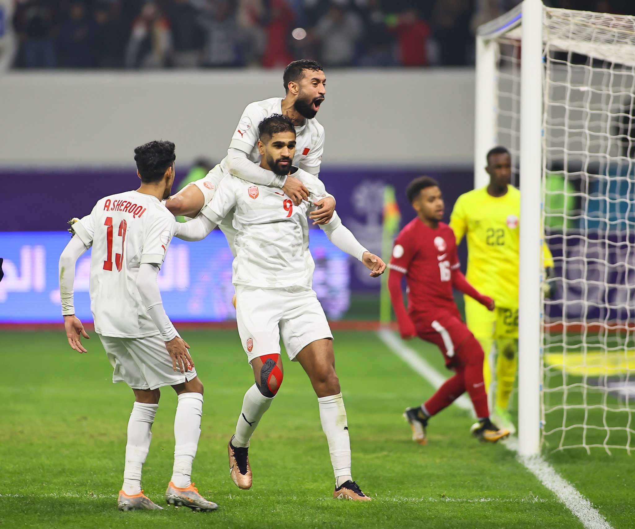 خليجي 25 البحرين تنتصر على قطر والعين على اللقب Beirut 24